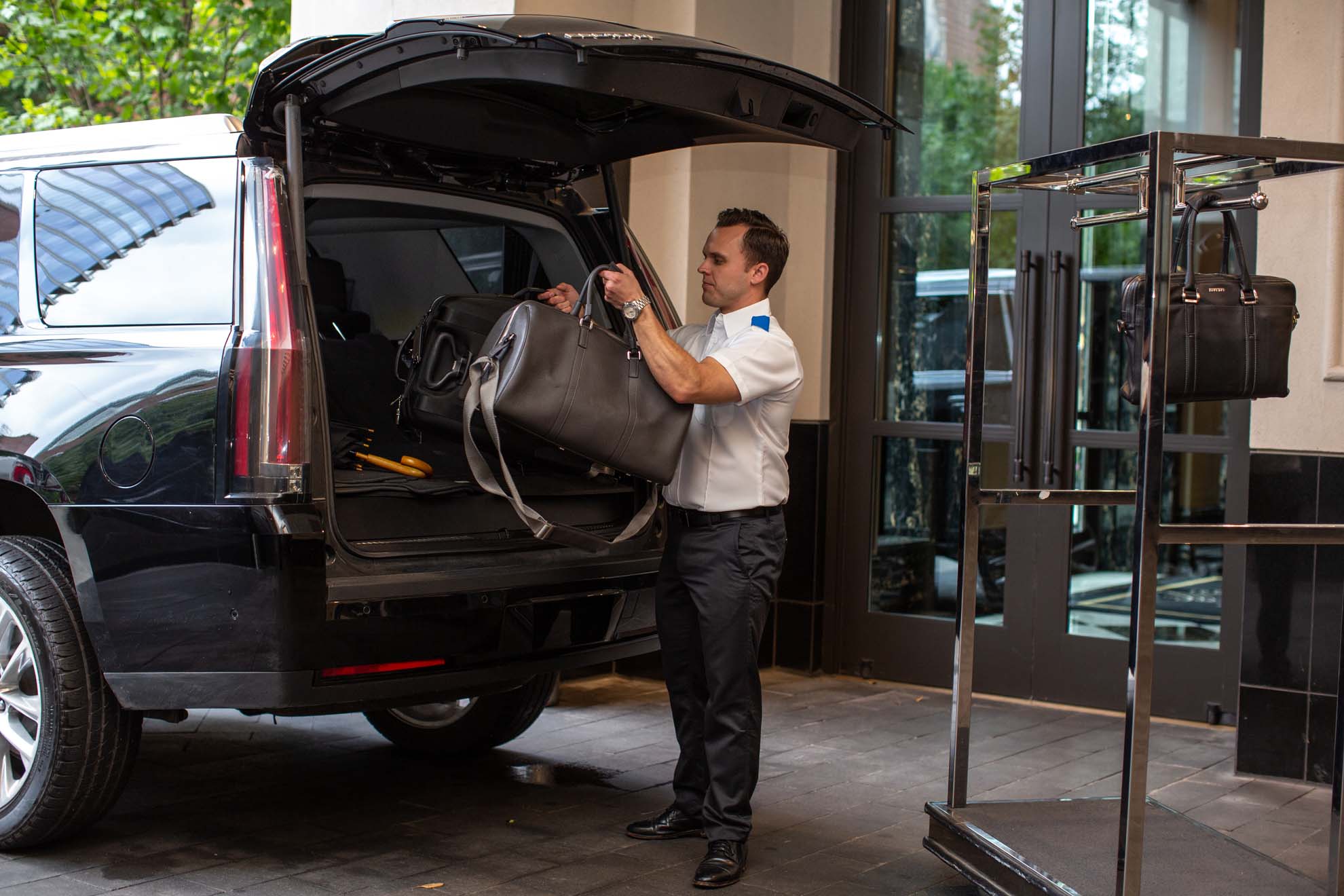 Professional Hotel Valet Parking and Attendants | FC Parking